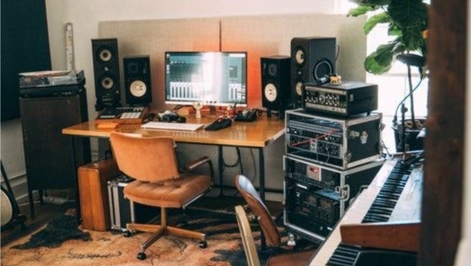 THE MAGIC OF A SOUNDTRACK – Writer's Block Magazine